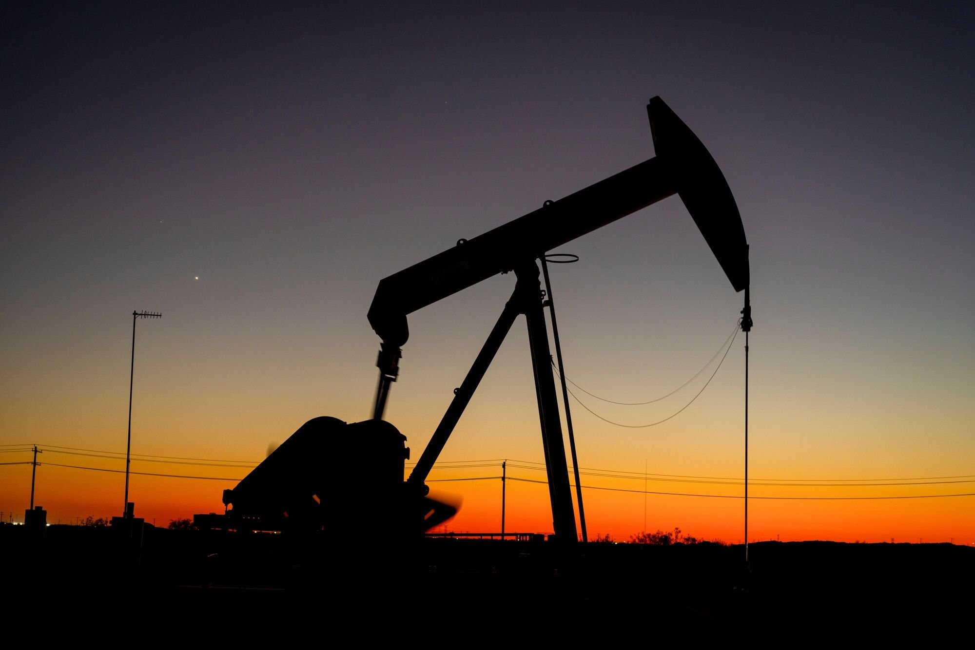 Brent Crude Surges Past $110 as Global Oil Markets Panic
