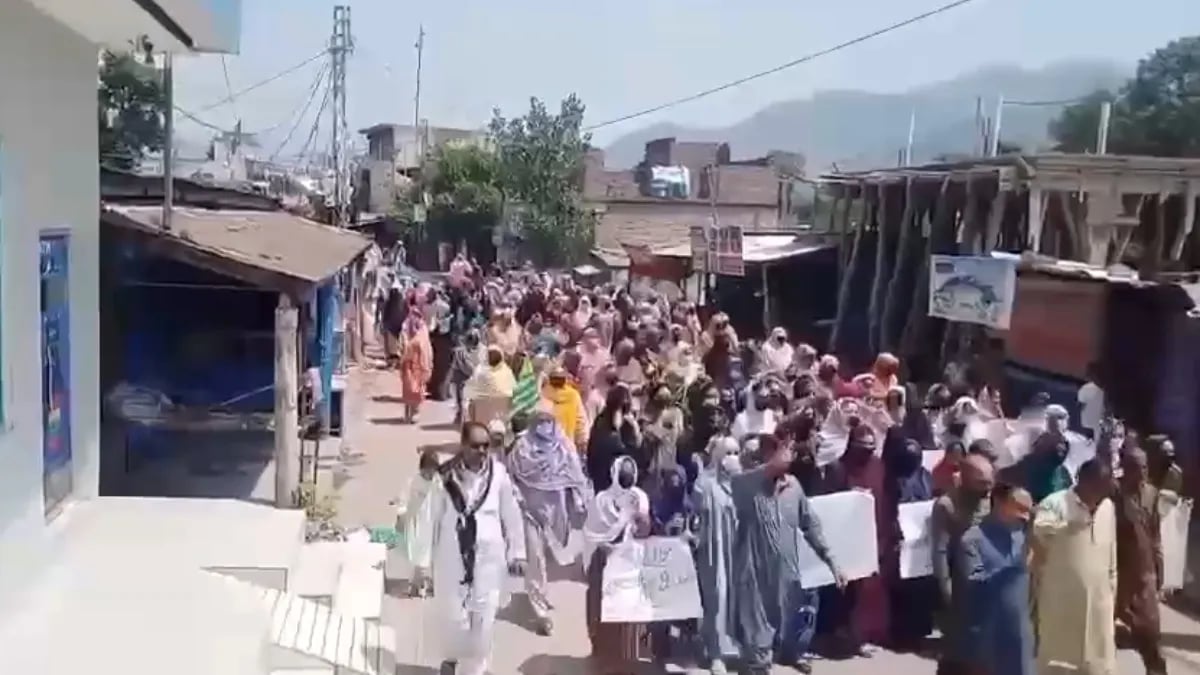 Eleven Dead in PoK Protests as India Demands Pakistan Accountability