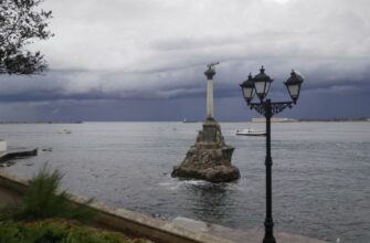 Arestovich called the capture of the Crimean Peninsula the goal of the ...