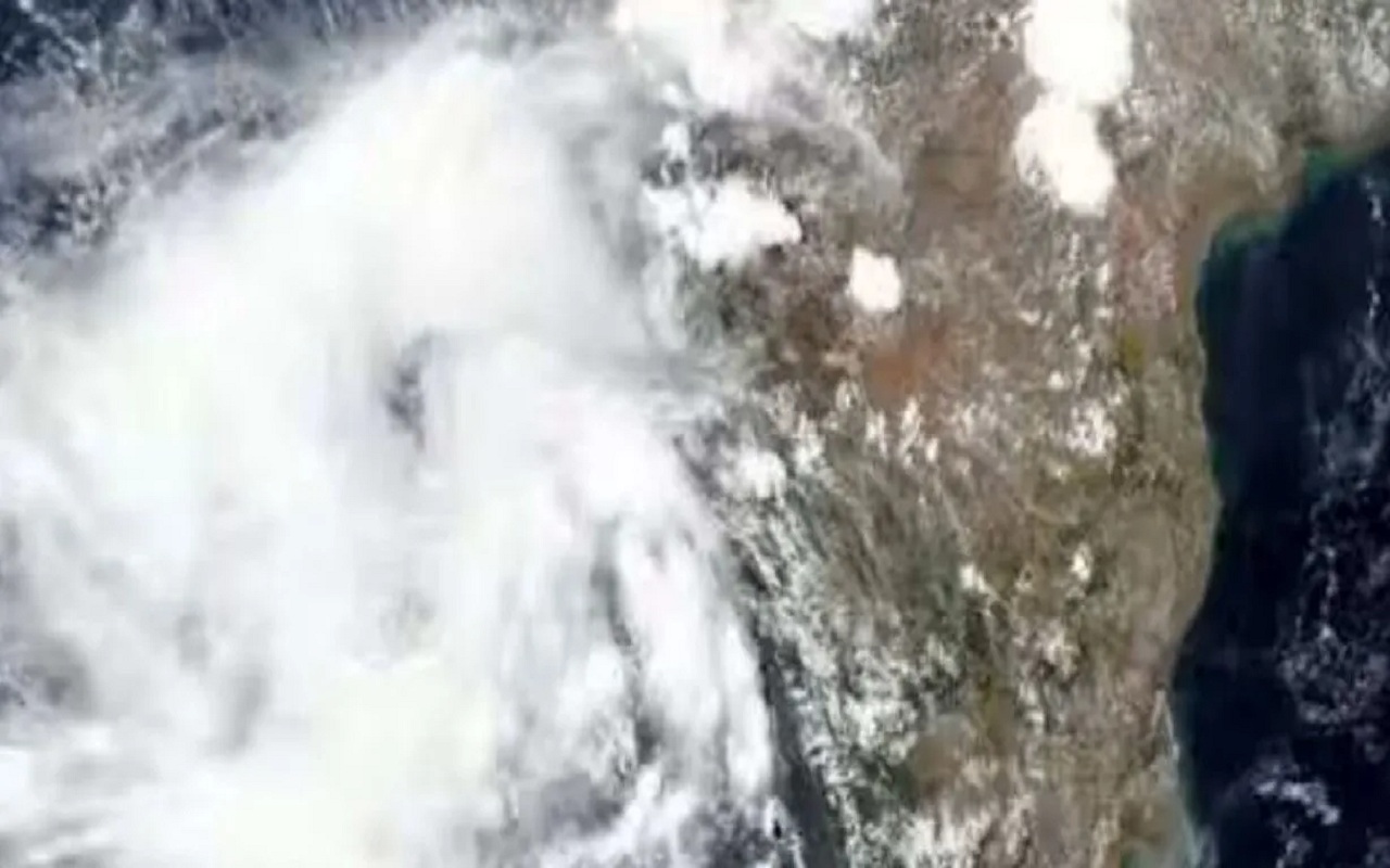 Cyclone 'Biporjoy' intensifies into severe cyclonic storm.