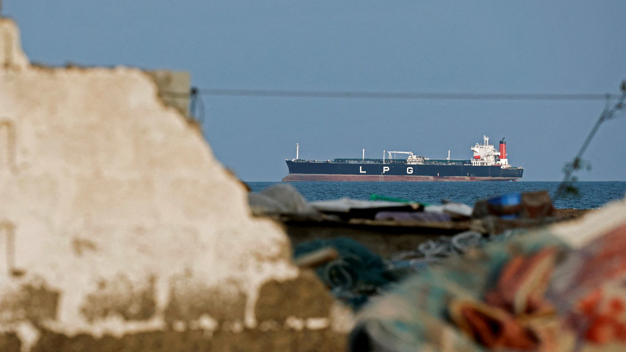 Global Oil Markets Reel, US Admits Gulf Crisis Is Worse