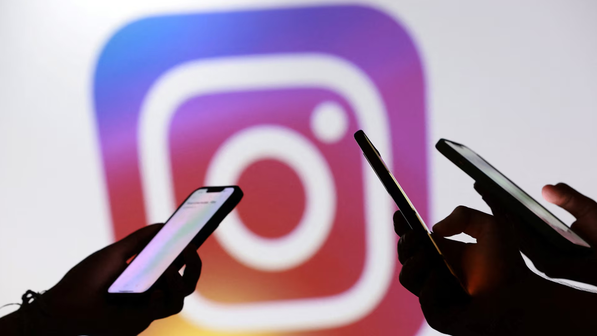 Instagram Ends DM Encryption as Meta Sparks Privacy Panic