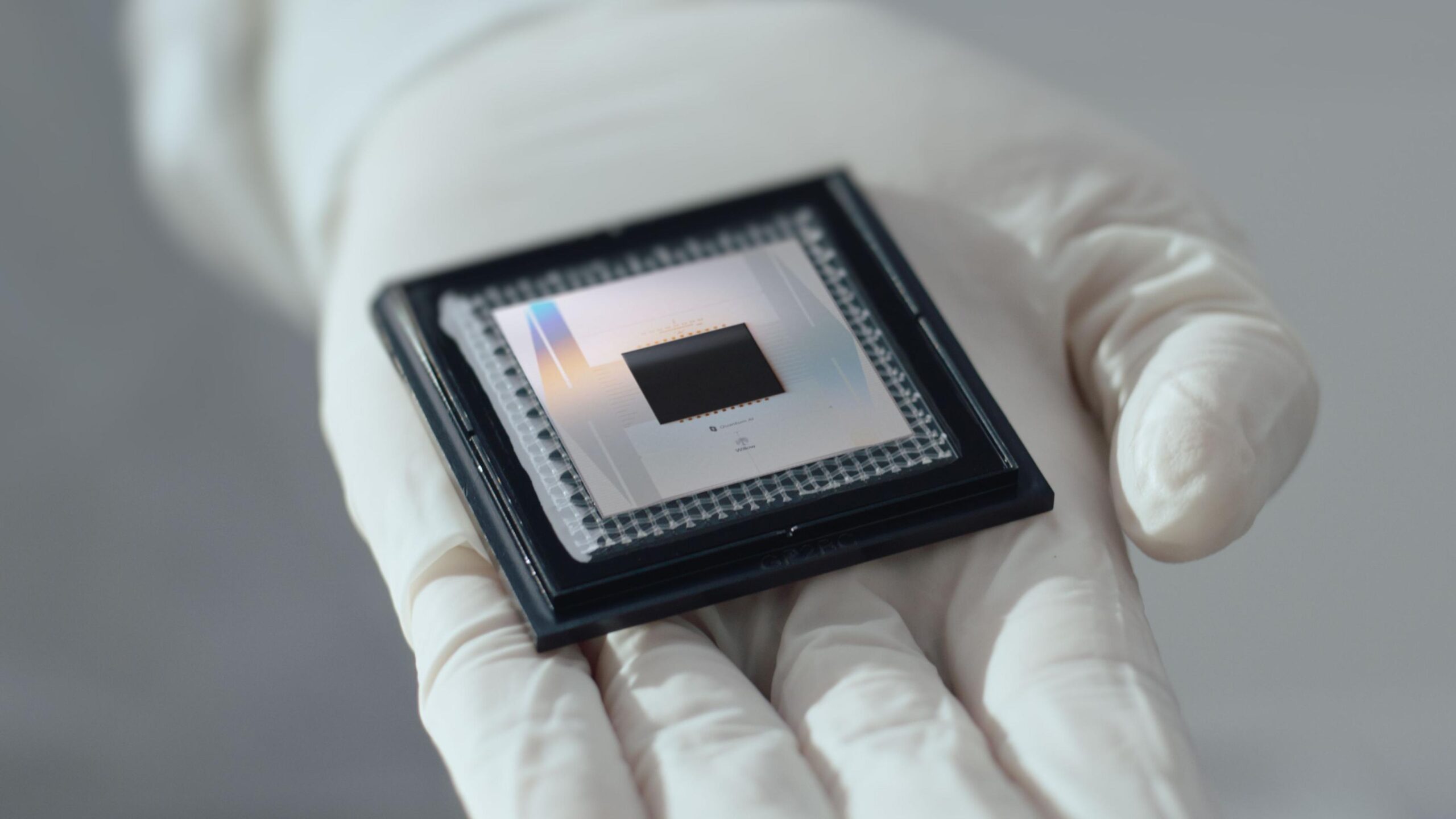 Mobile Qubits Breakthrough in Quantum Computing